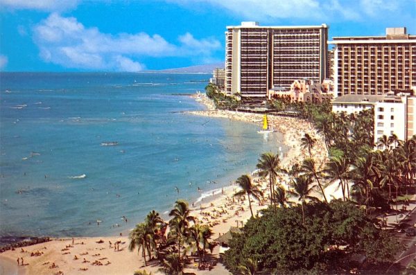 Hawaii travel in the '70s: Look back at Honolulu & Waikiki - Click ...