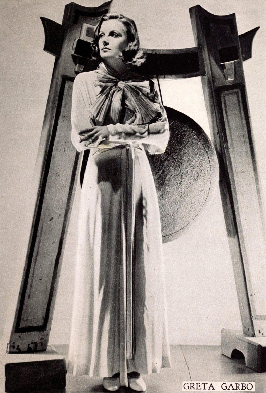 About Greta Garbo: The legendary actress and 20th century icon - Click ...