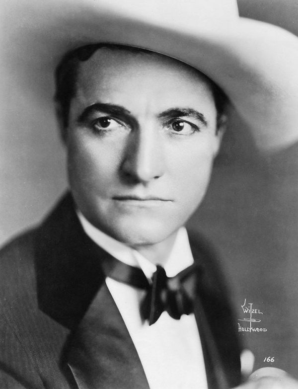How cowboy actor Tom Mix gained fame on a horse, and lost his life in a ...