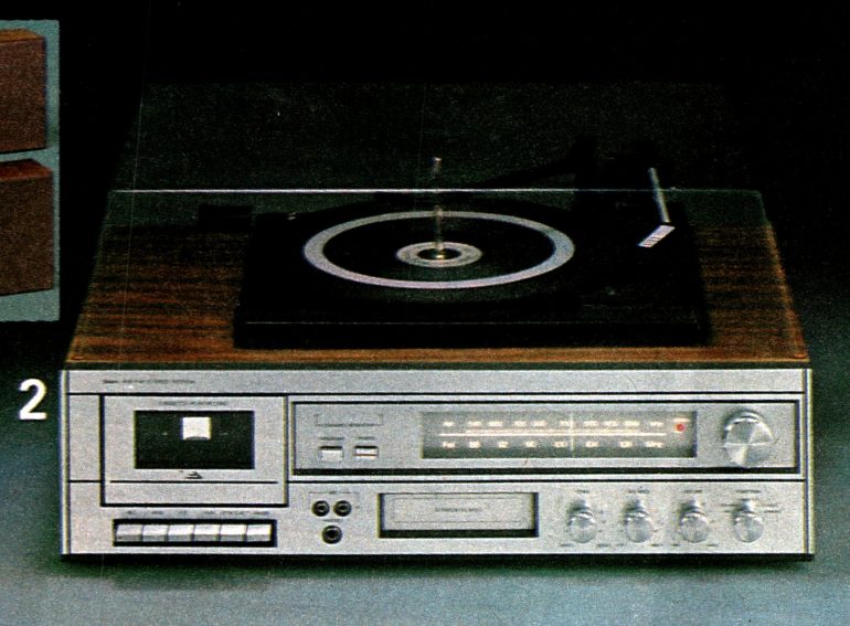 Vintage '80s home stereo systems, personal stereos, TV sets and more ...