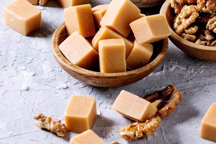 Christmas gifts from the kitchen: Classic homemade candy and cookies ...