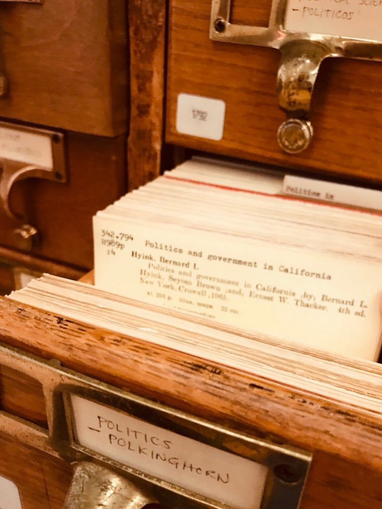 Vintage card catalogs: Still attracting bookworms with their old-school ...