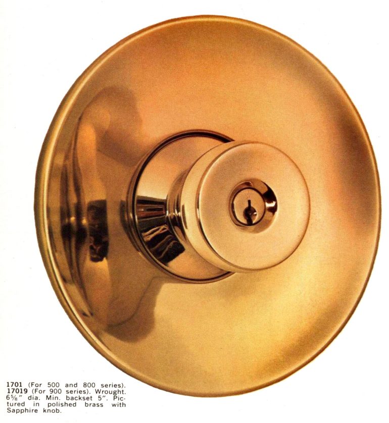 Mid-century modern door knobs (and other bold hardware) with a space ...