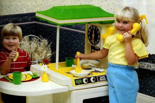 Vintage play kitchens: Toys for budding chefs from the 80s & 90s ...