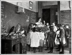Old school classrooms that show what school was really like in 1899 ...