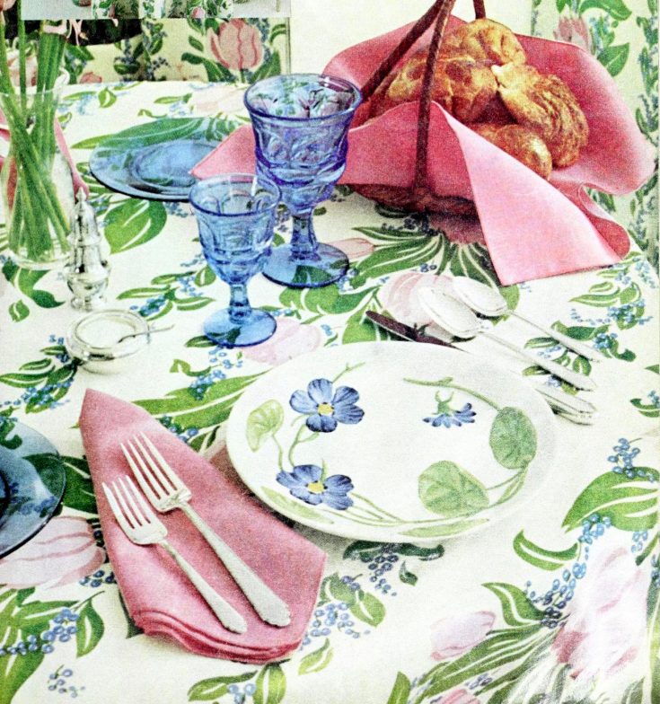 112+ beautiful vintage 70s table setting ideas - Click Americana