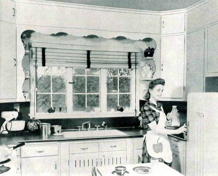 The milkman of years ago delivered milk & happy memories - Click Americana