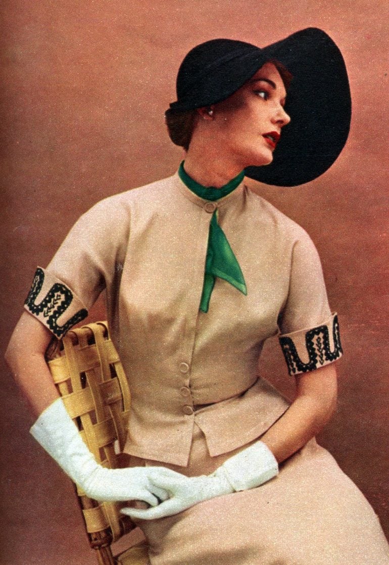 1950s hats: See 50+ vintage cloche, cap, scoop brim & other headwear ...