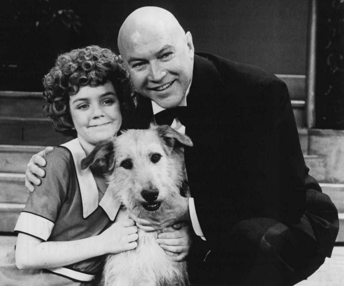 Annie lights up Broadway as the stage musical starring Andrea McArdle ...