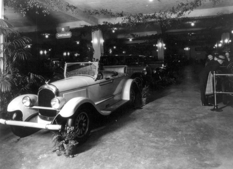 See inside vintage 1910s & 1920s car showrooms in Washington DC - Click ...