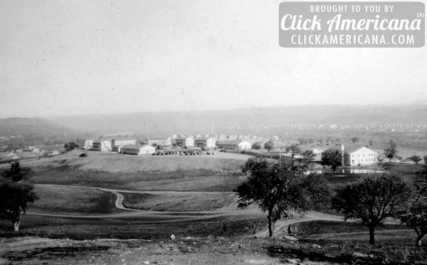 Snapshots of Camp Roberts during WWII training (1942) - Click Americana