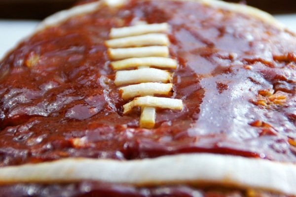 How to make a football-shaped meatloaf - Click Americana