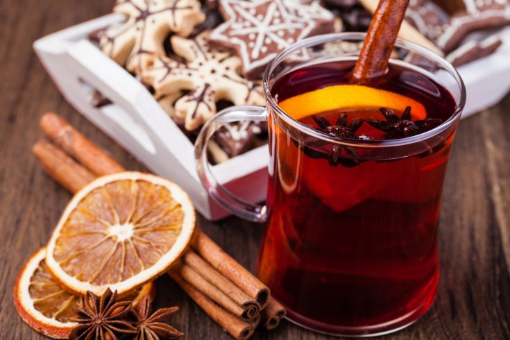 17 old-fashioned hot punch recipes for the holidays to warm your winter ...