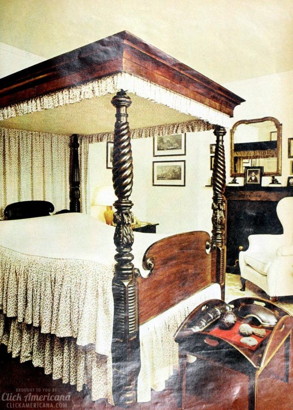 See 80 beautiful vintage canopy beds - Click Americana
