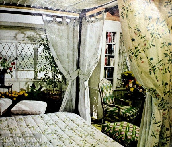 See 80 beautiful vintage canopy beds - Click Americana