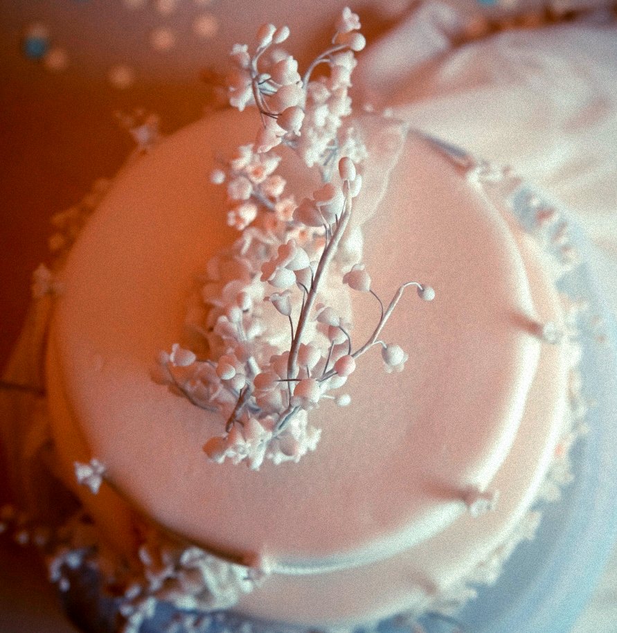 Sweet vintage wedding cake customs from 100 years ago - Click Americana